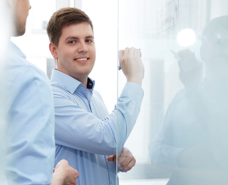 Gesellschafter und Software-Entwickler Christopher Timm » effective ...